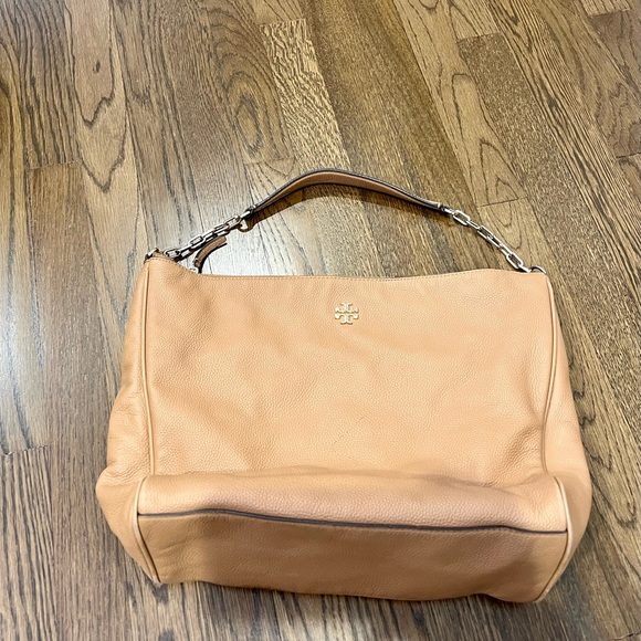 Tory Burch | Bags | Tory Burch Brown Slouchy Shoulder Bag | Poshmark